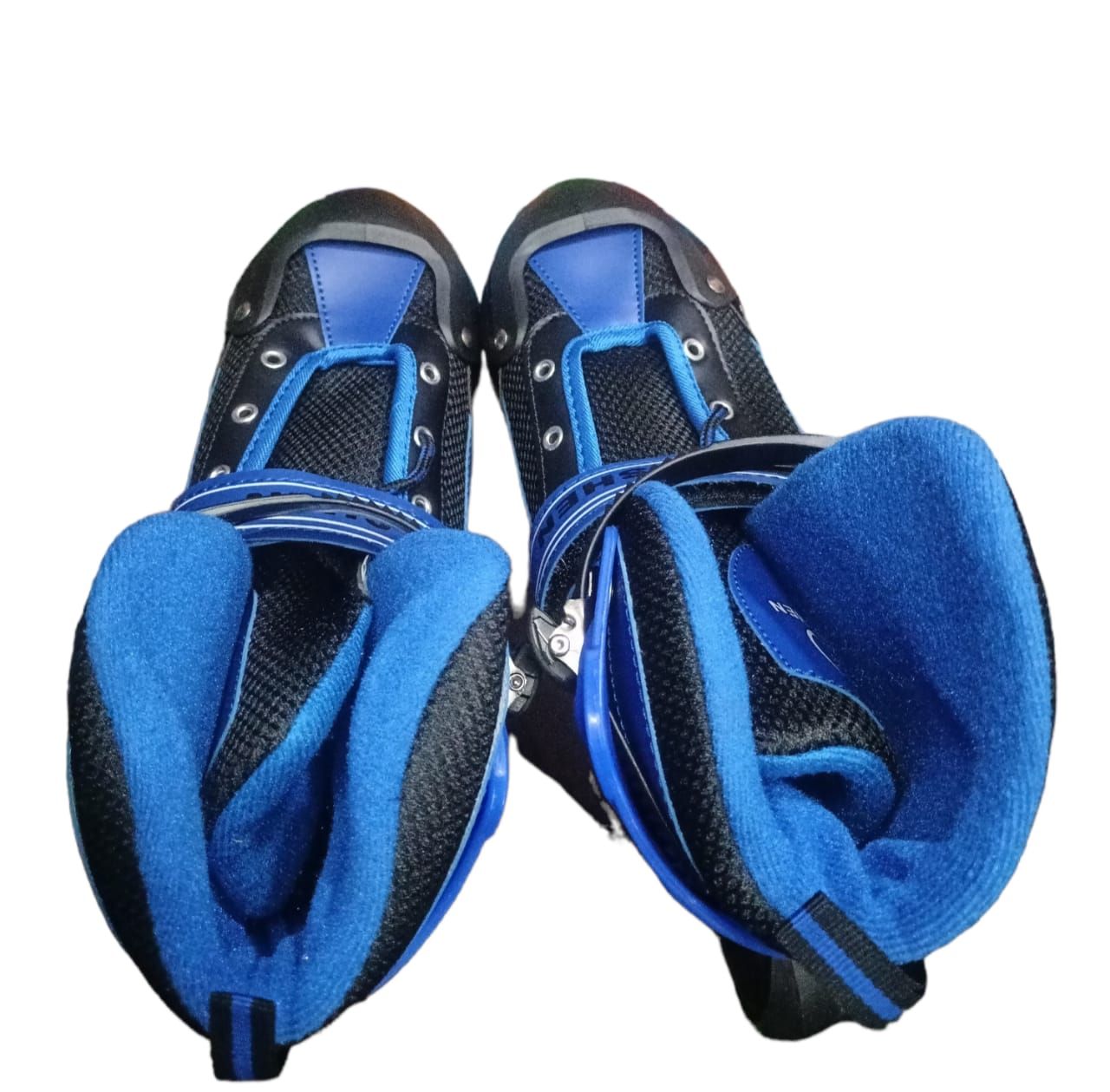 Skeat Shoes _Adjutable 4 Wheels | Daraz.com.np