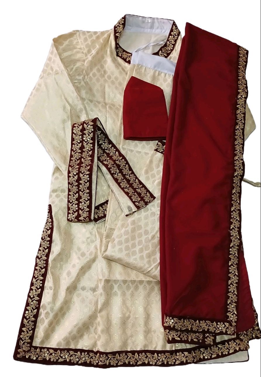 Daura suruwal wedding | Beachweddingtips.com